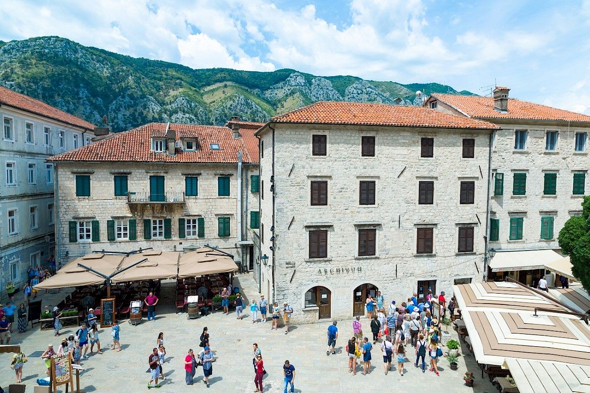 What to see in Kotor during a yacht charter vacation? | Contact Yachts