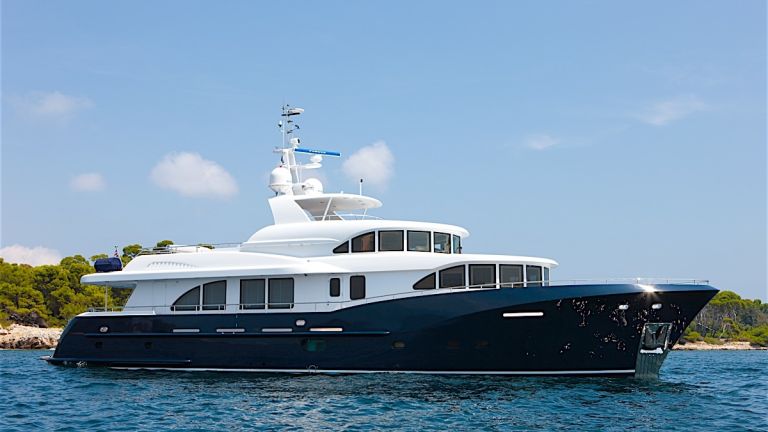 HALAS 71 Yacht for 24 Guests | Superyacht Charter | 12 Cabins
