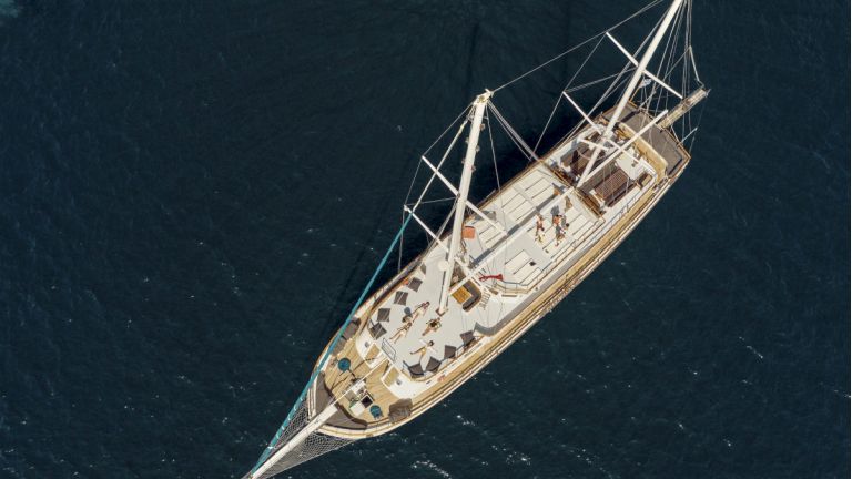 Greece Yacht Charter | Luxury Yachts For Rent In Greece with Contact Yachts