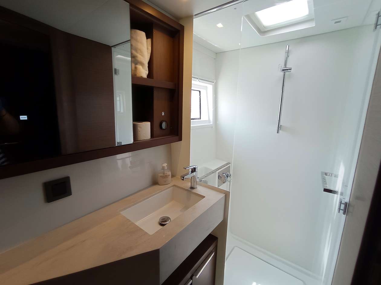 KALISI MOU Lagoon Catamaran Charter Greece | Choose Your Yacht