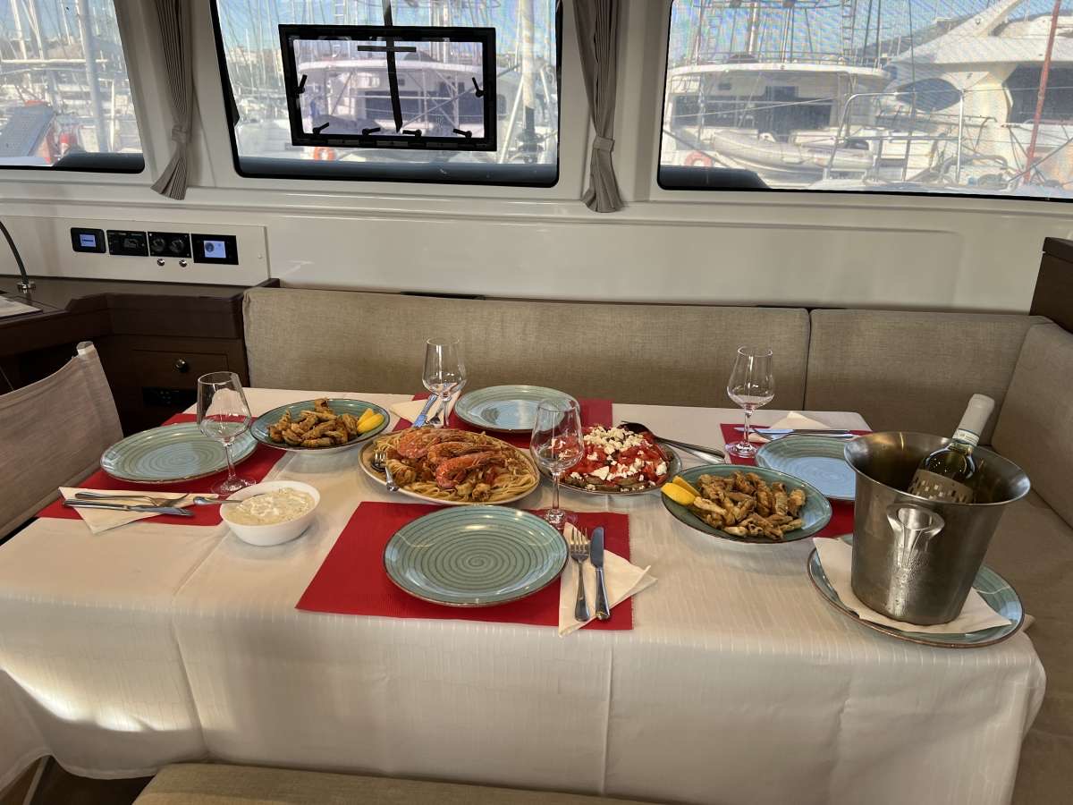 KALISI MOU Lagoon Catamaran Charter Greece | Choose Your Yacht